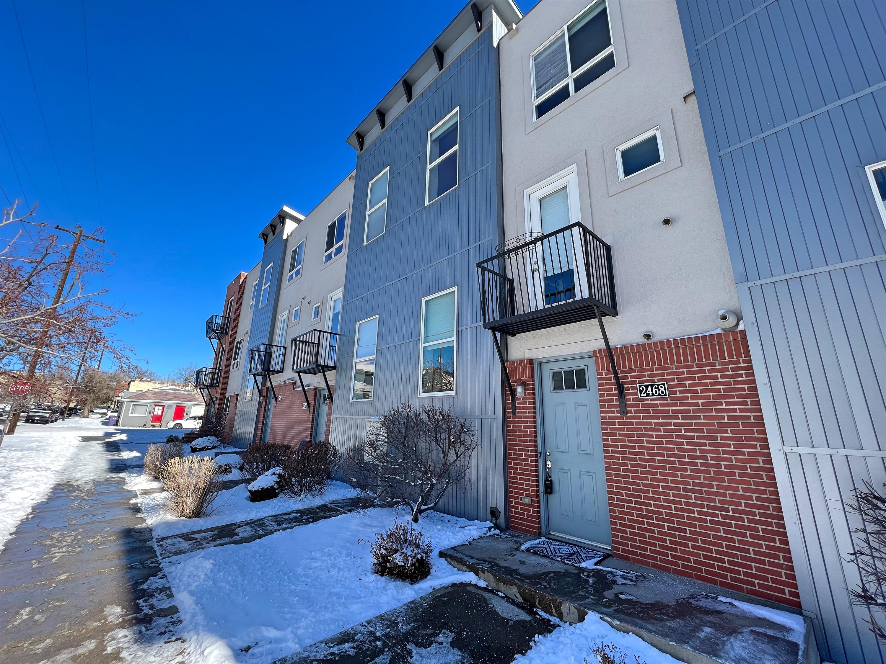 Home [wholepm.managebuilding.com]